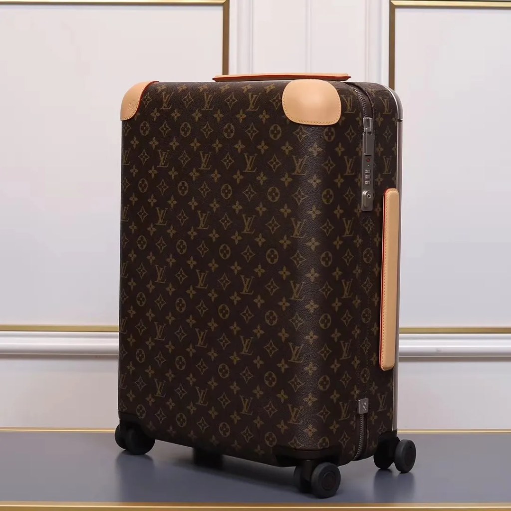 The Top 5 Most Admired Luxury Suitcases in the World [2023]
